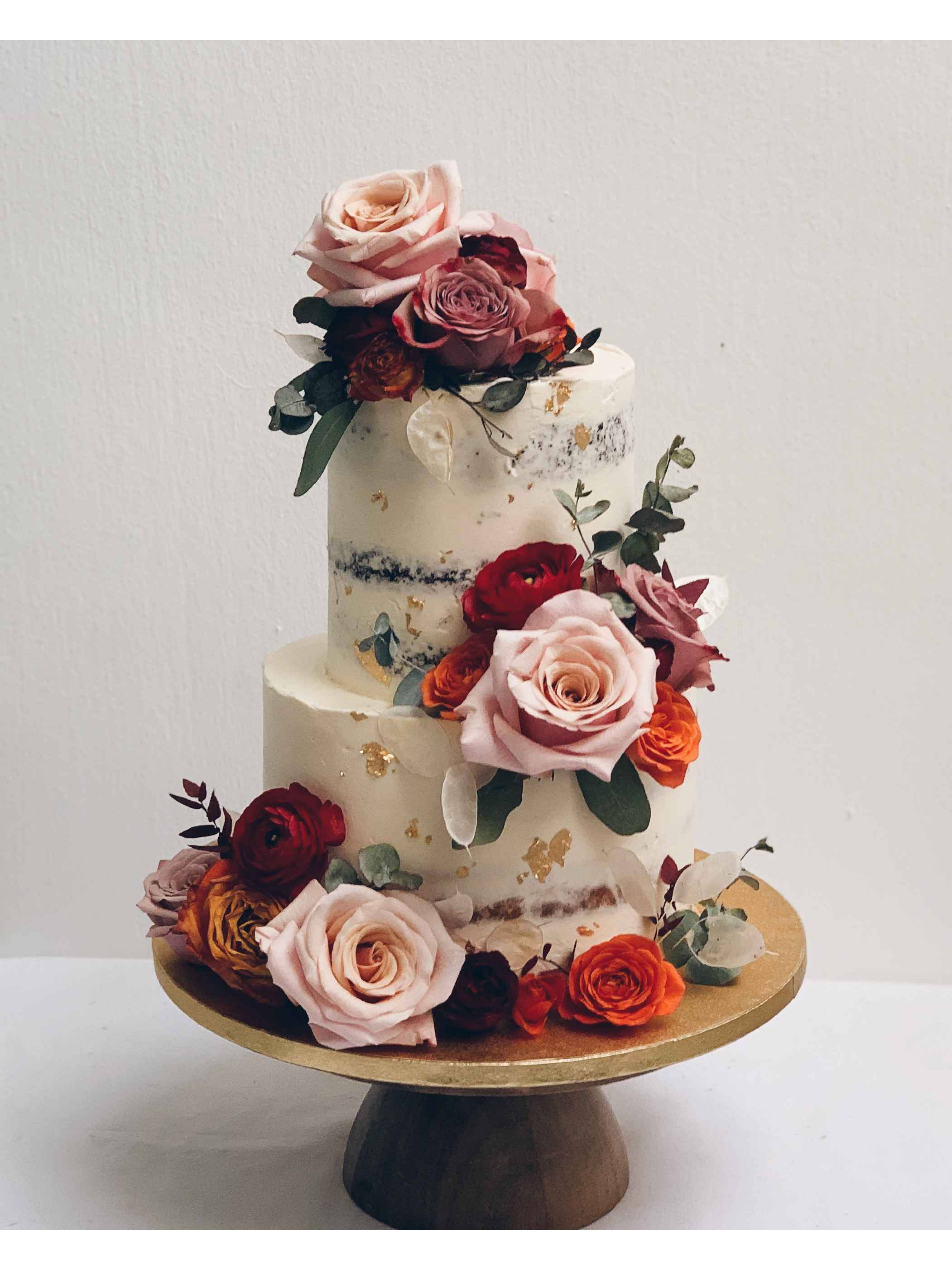 Rustic Autumn Floral Cake