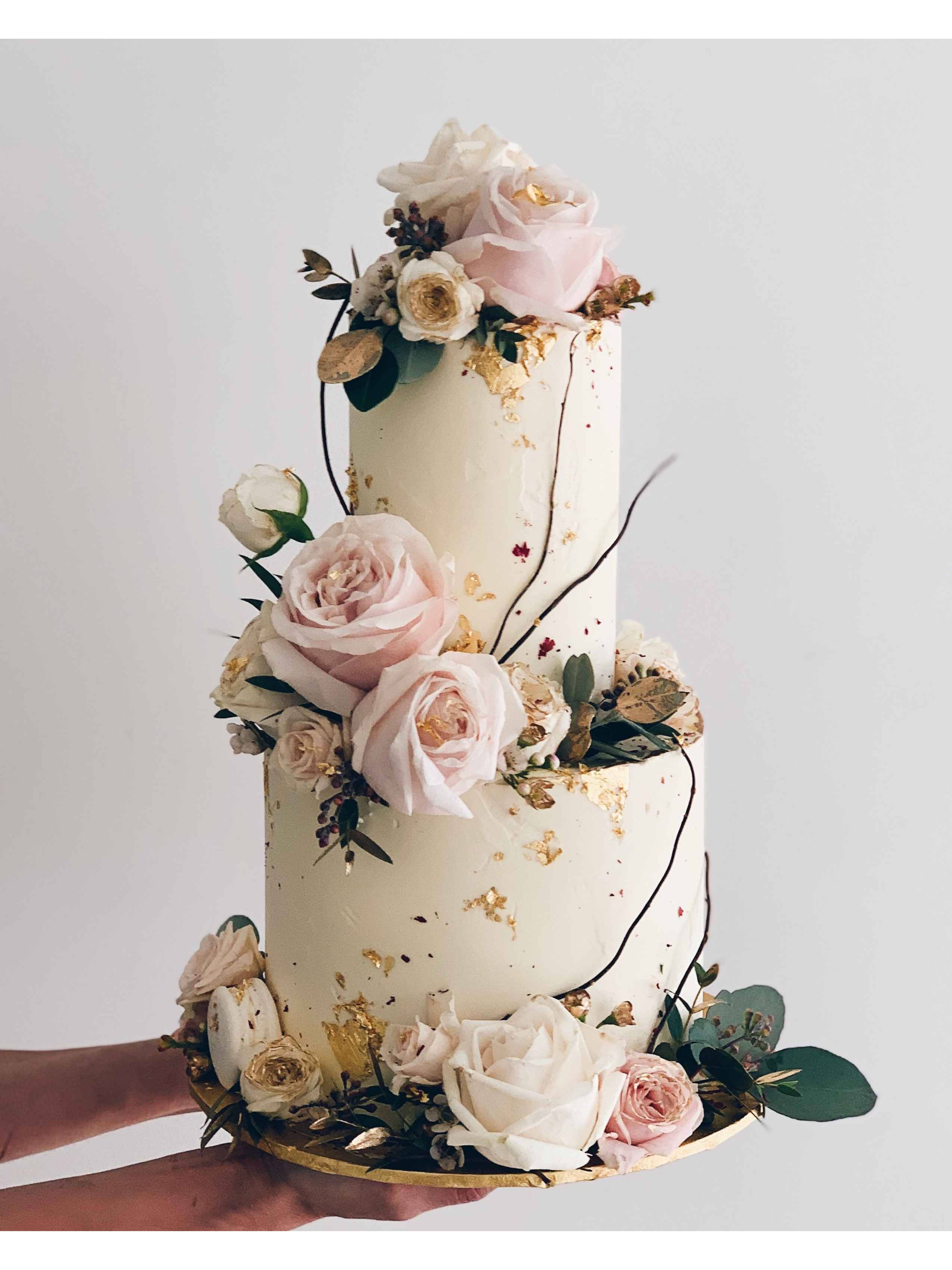 White Blush Floral Cake