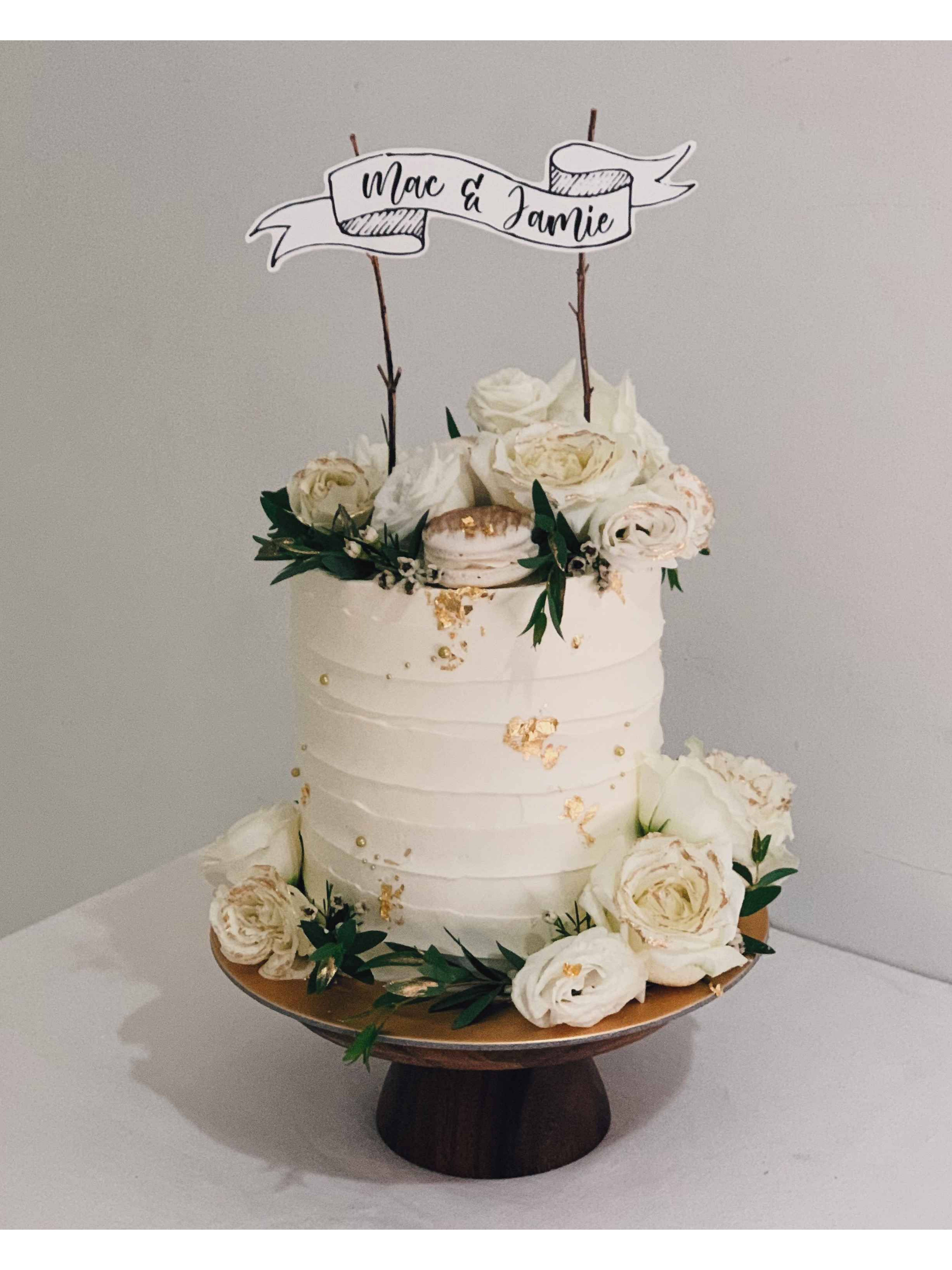 White Gold Floral Cake